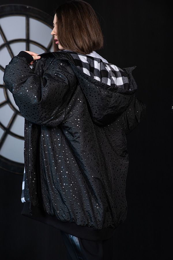 Черная куртка-бомбер с клетчатой подкладкой купить в Москве на ...